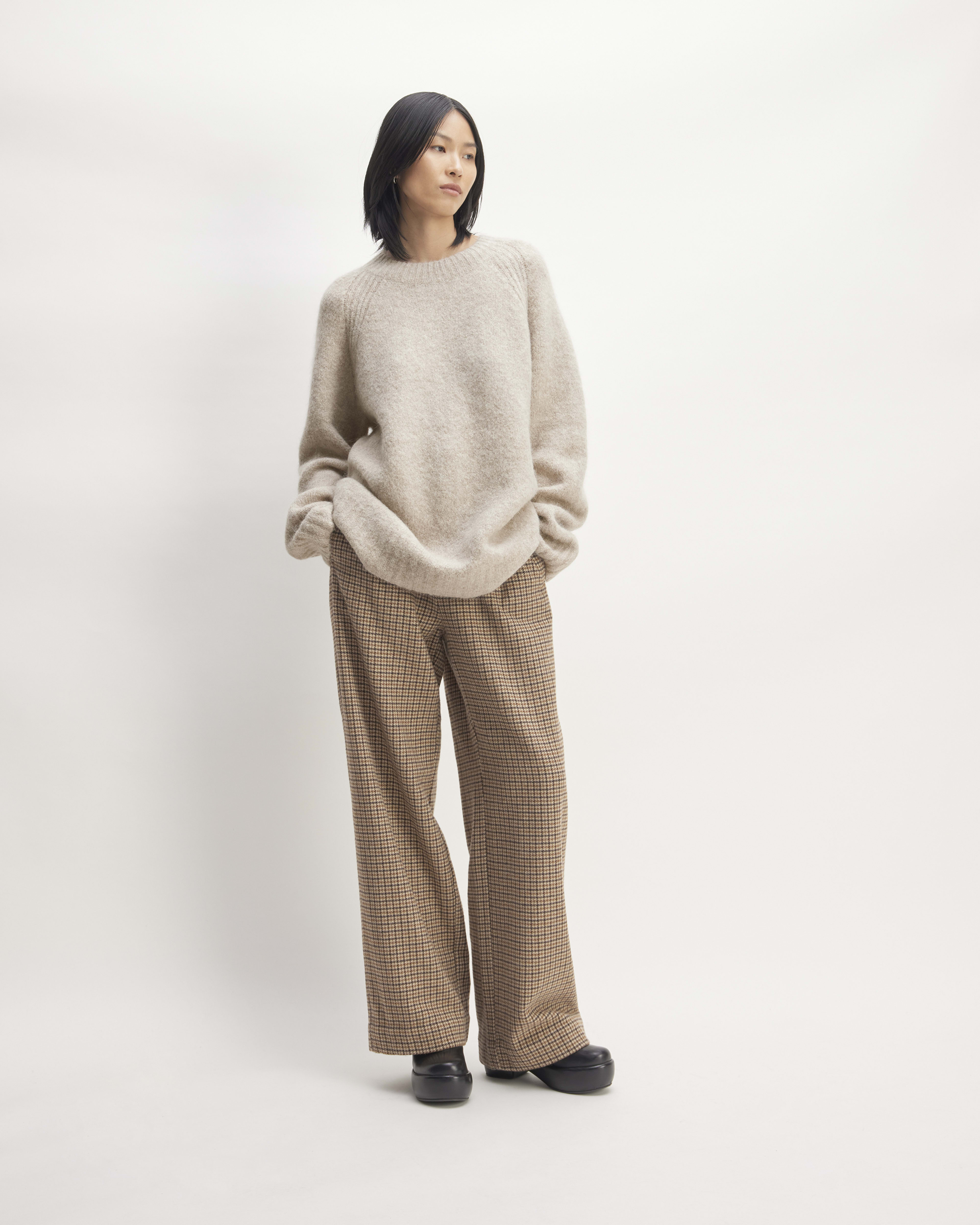 The SuperFuzz Alpaca Crew Light Oat – Everlane