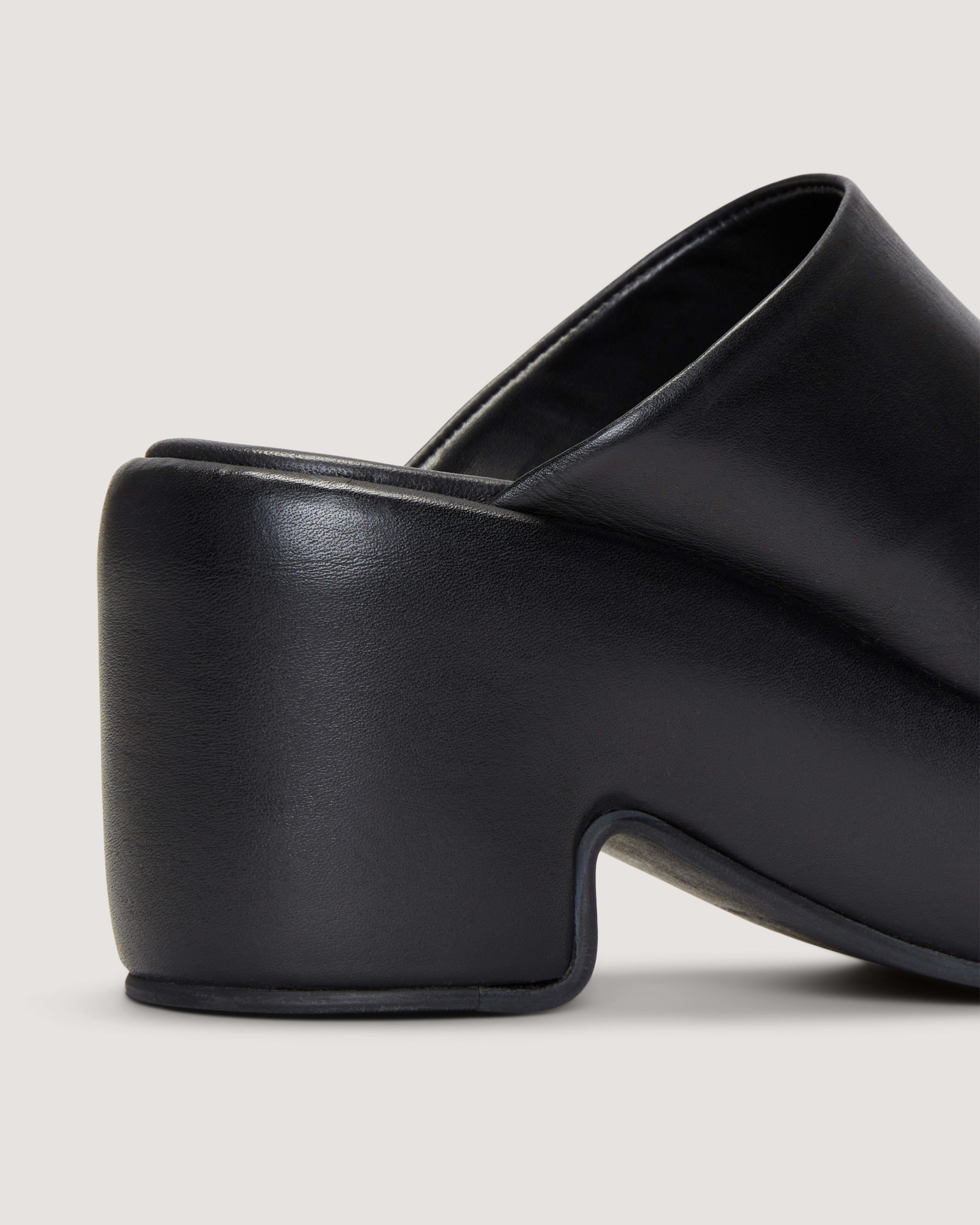The Puffa Clog | Black – Everlane