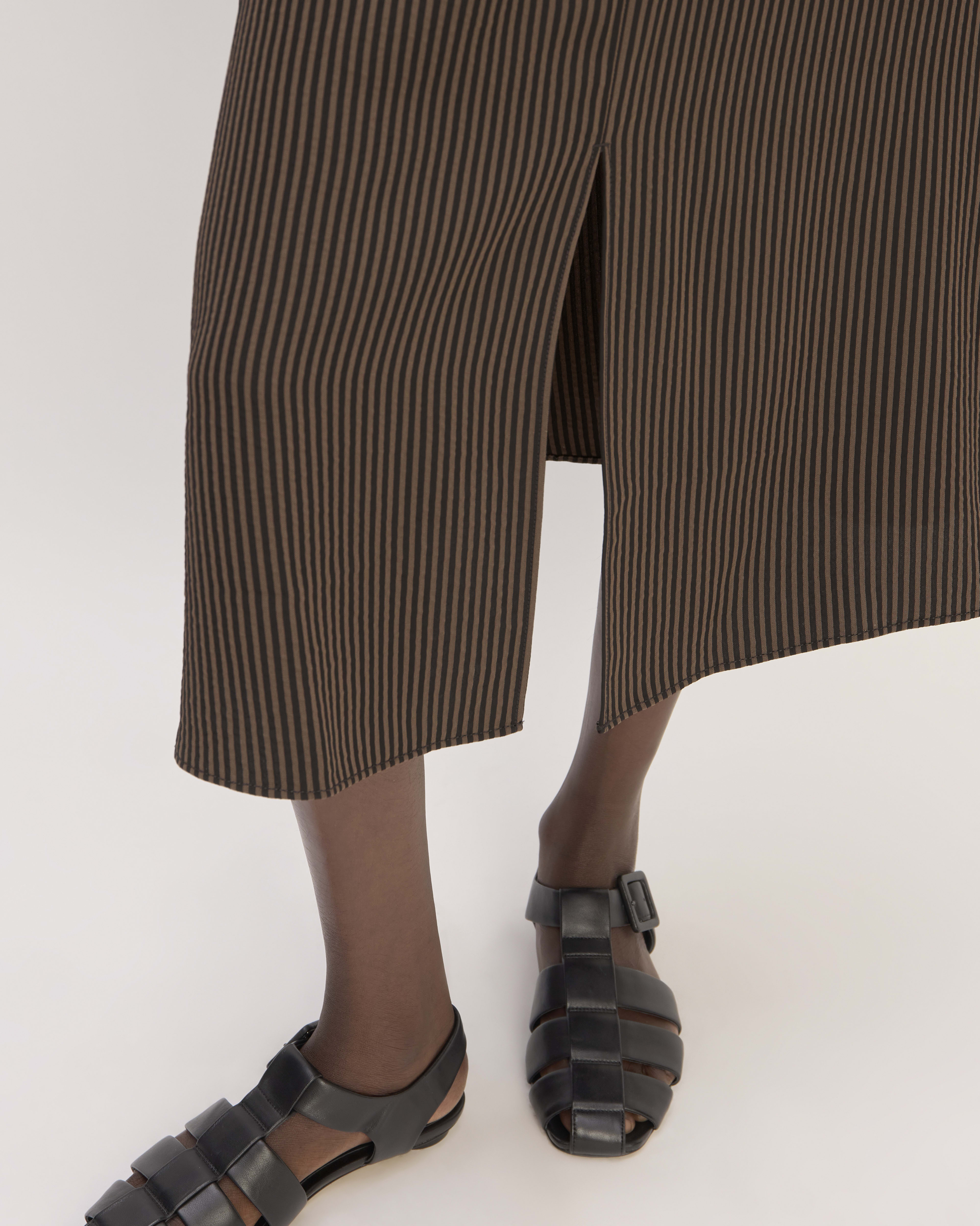 The Mini Jacquard Stripe Slip Skirt | Cocoa / Black – Everlane