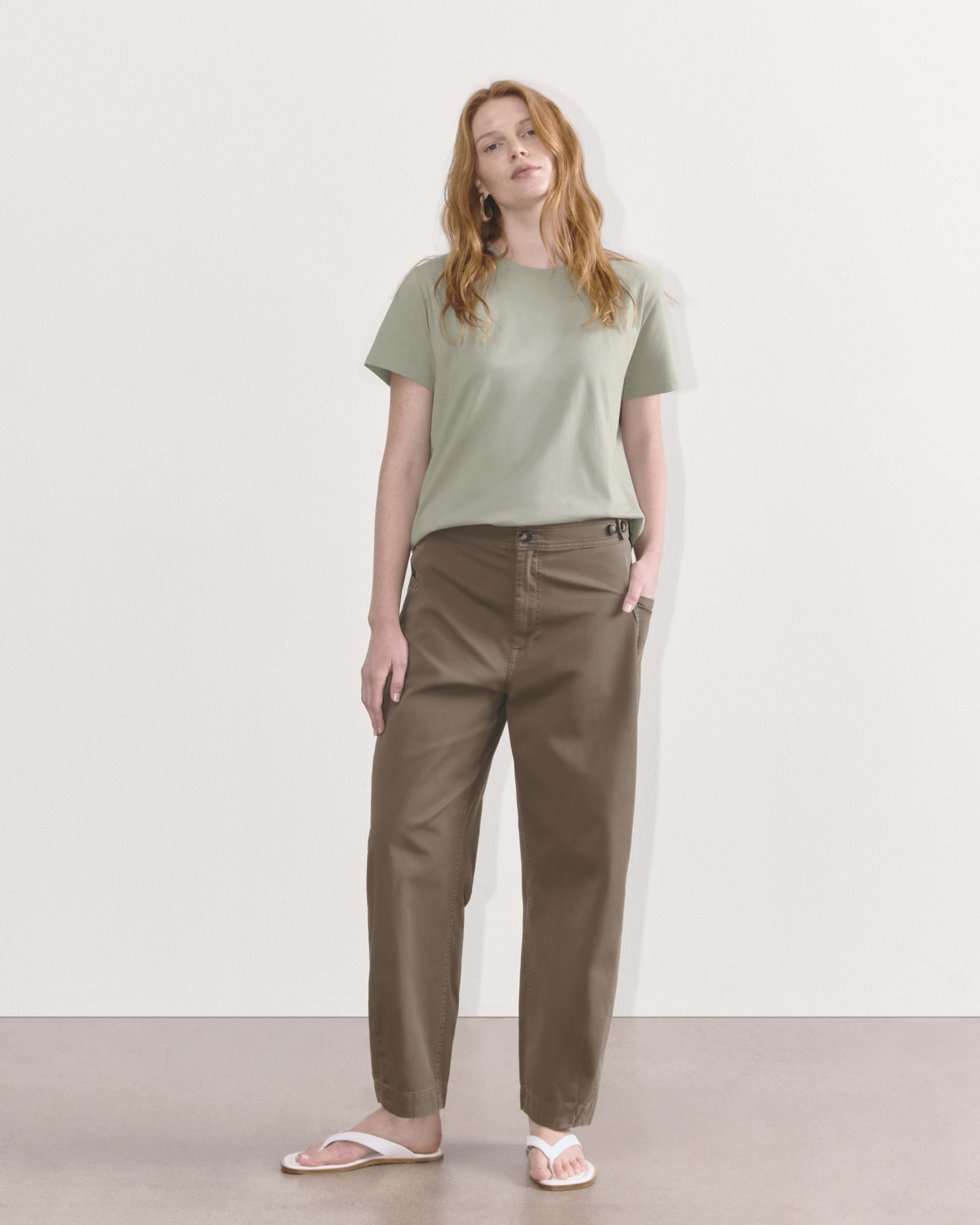 The Box-Cut Tee in Essential Cotton | Sage Green | No Pocket – Everlane