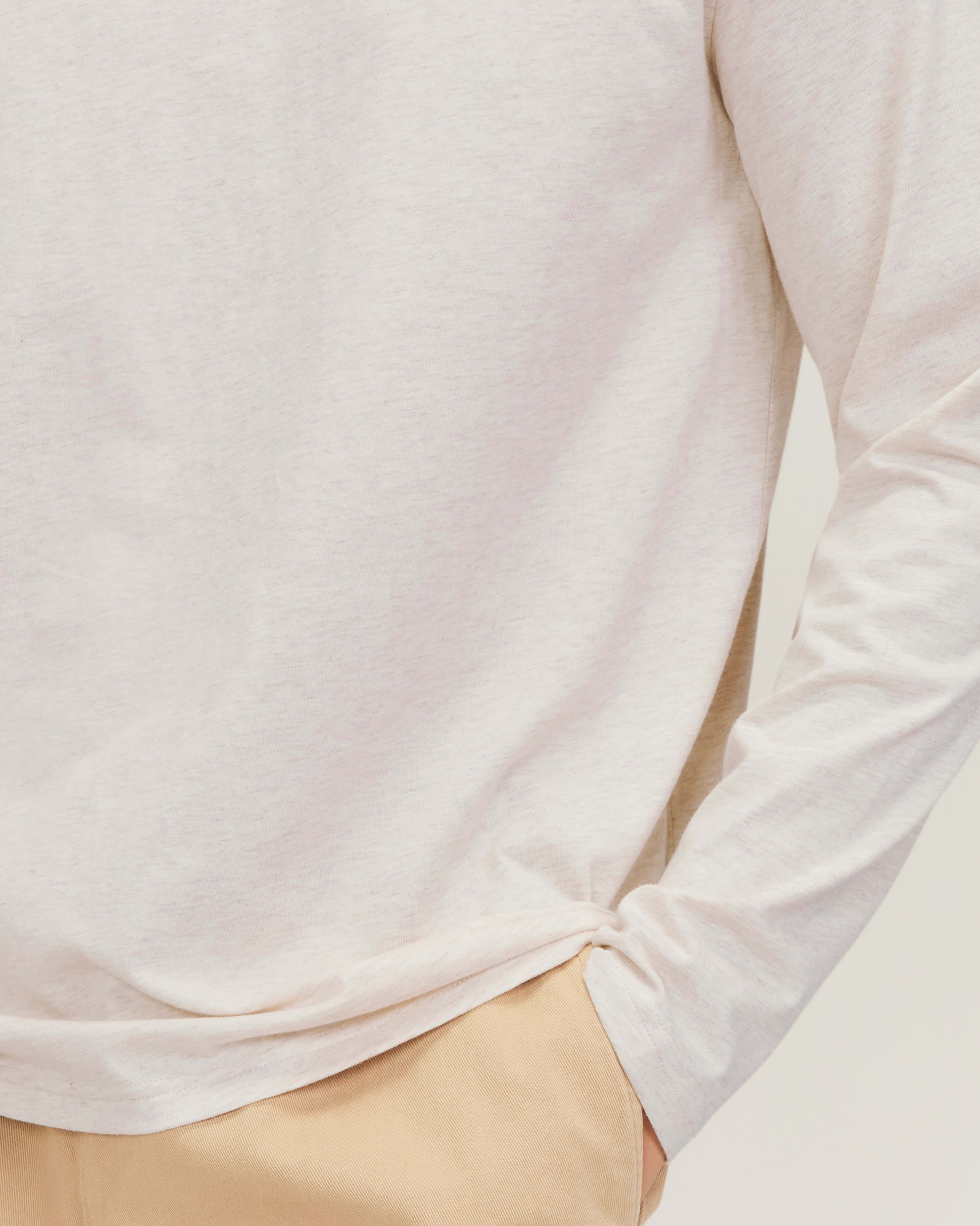 The Essential Organic Long-Sleeve Tee | Heathered Oat – Everlane