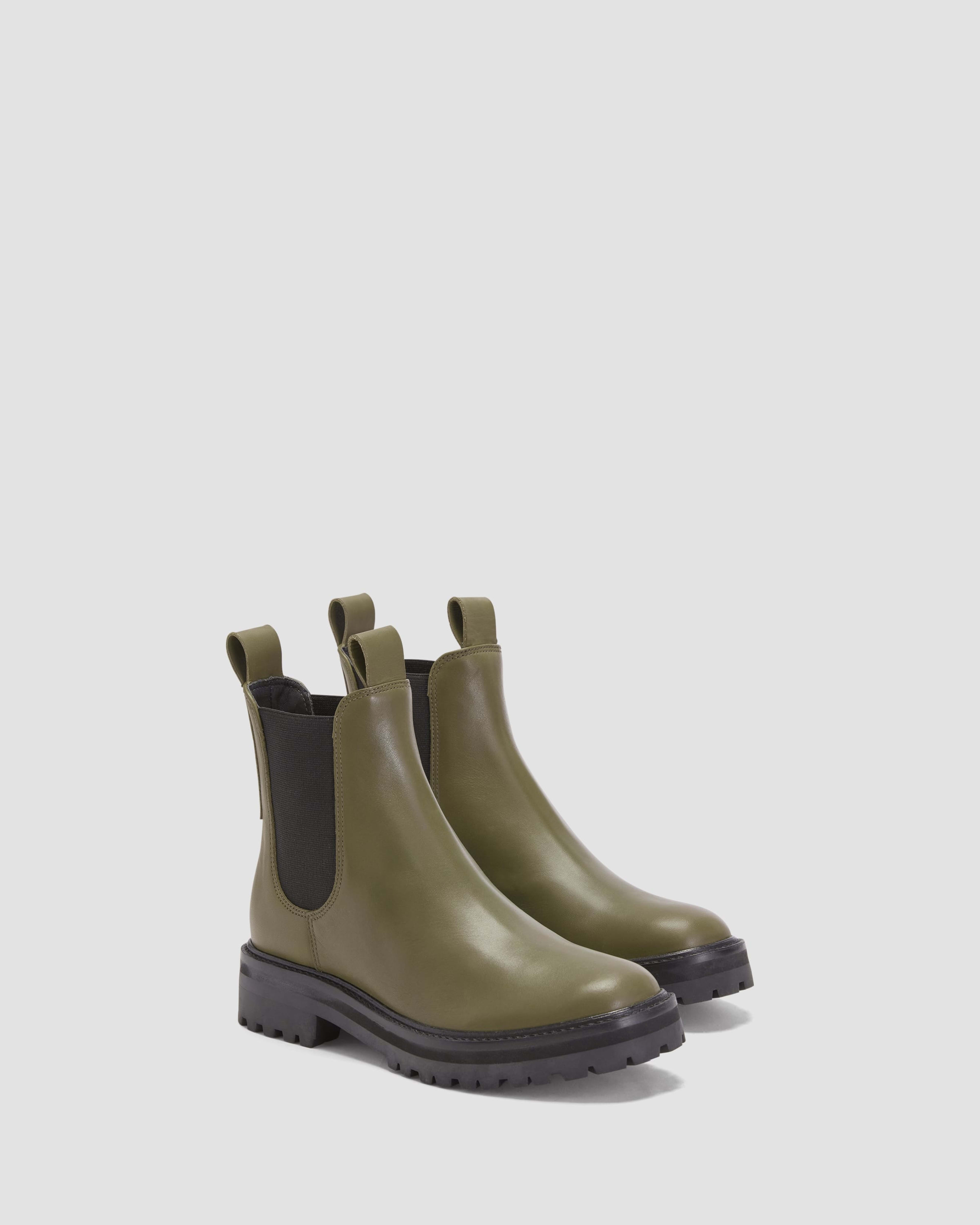 The Lug Chelsea Boot Beech – Everlane