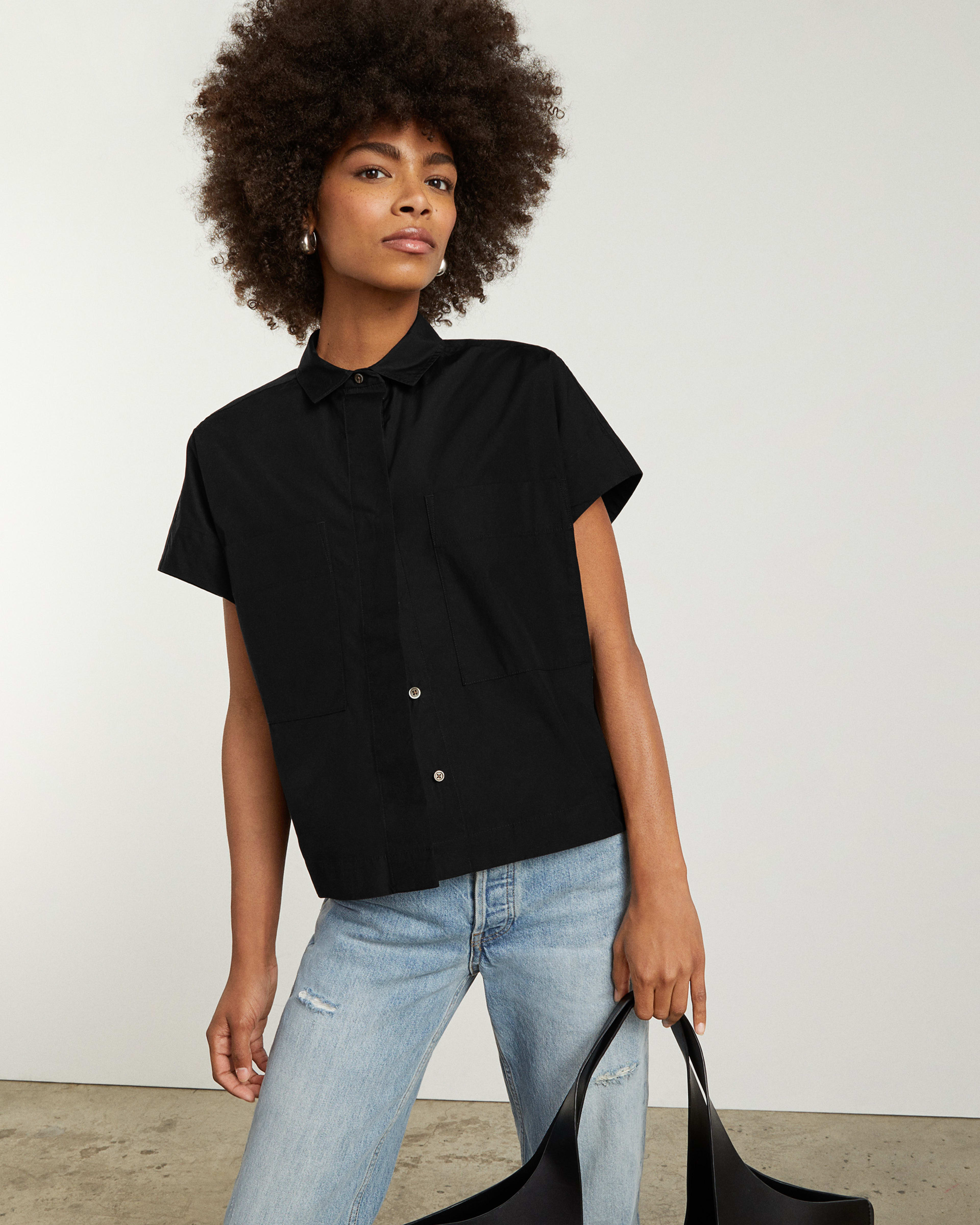 The Short-Sleeve Box Shirt Black – Everlane