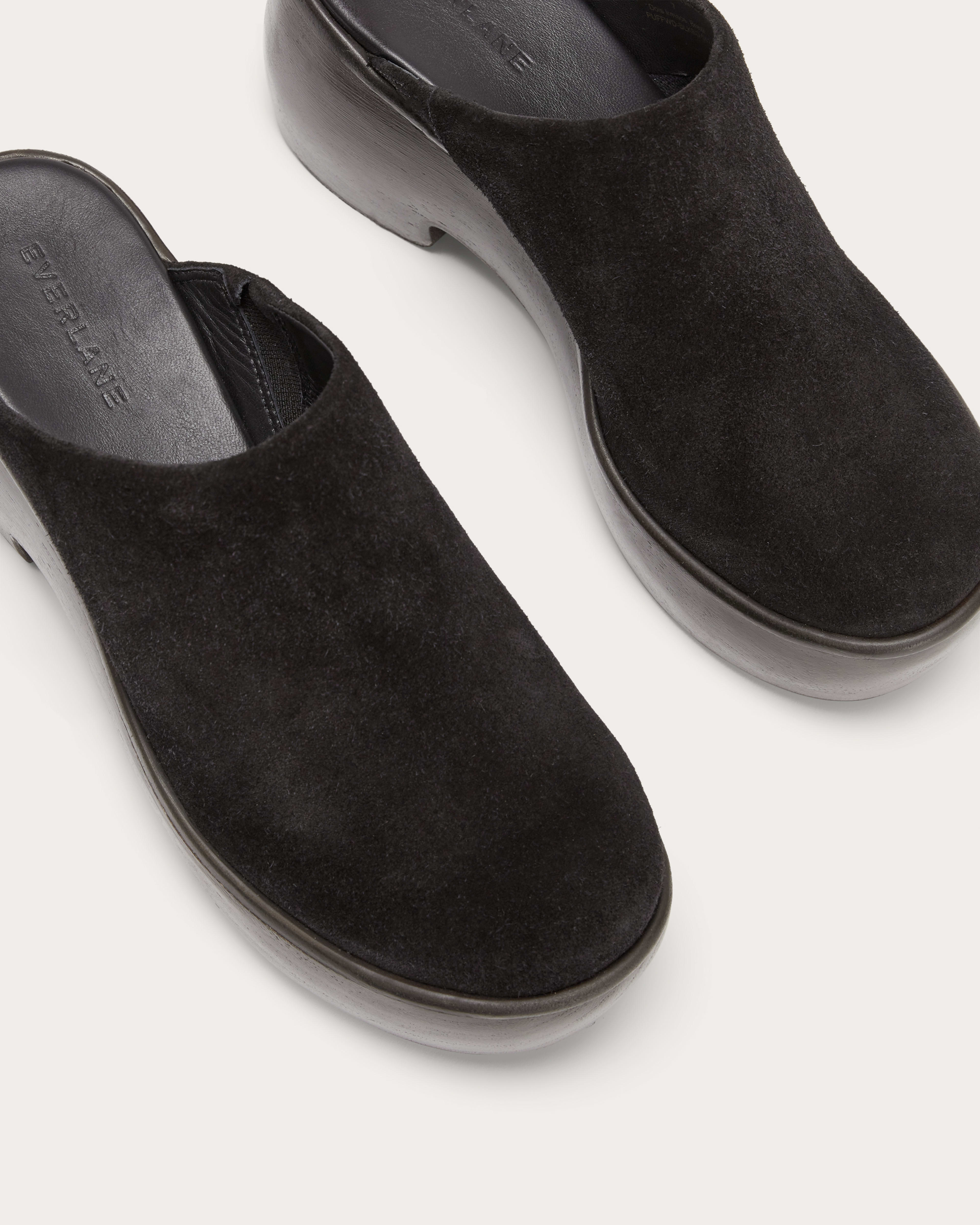 The Wooden Puffa Clog Black Suede – Everlane