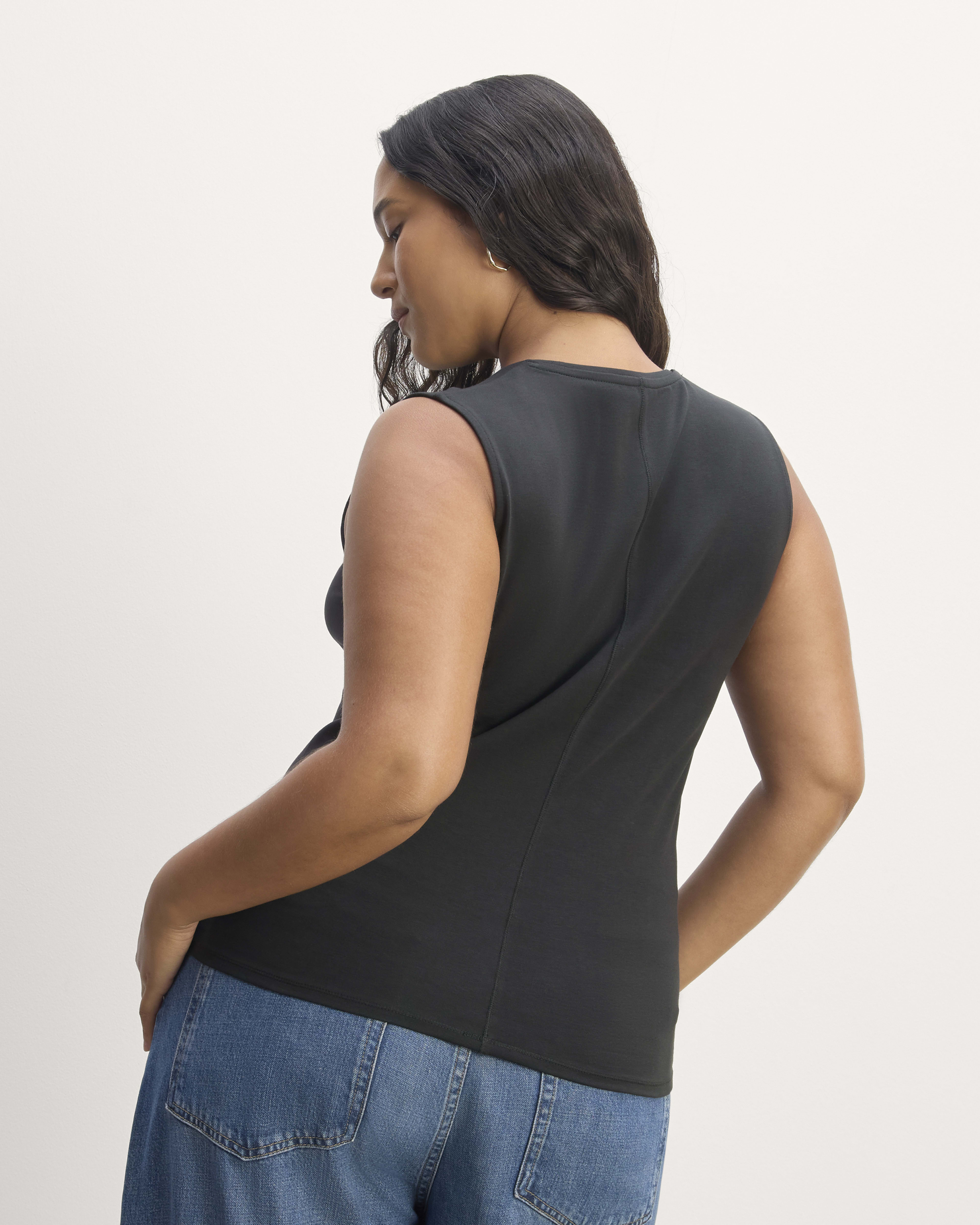 The Form Tank Black – Everlane