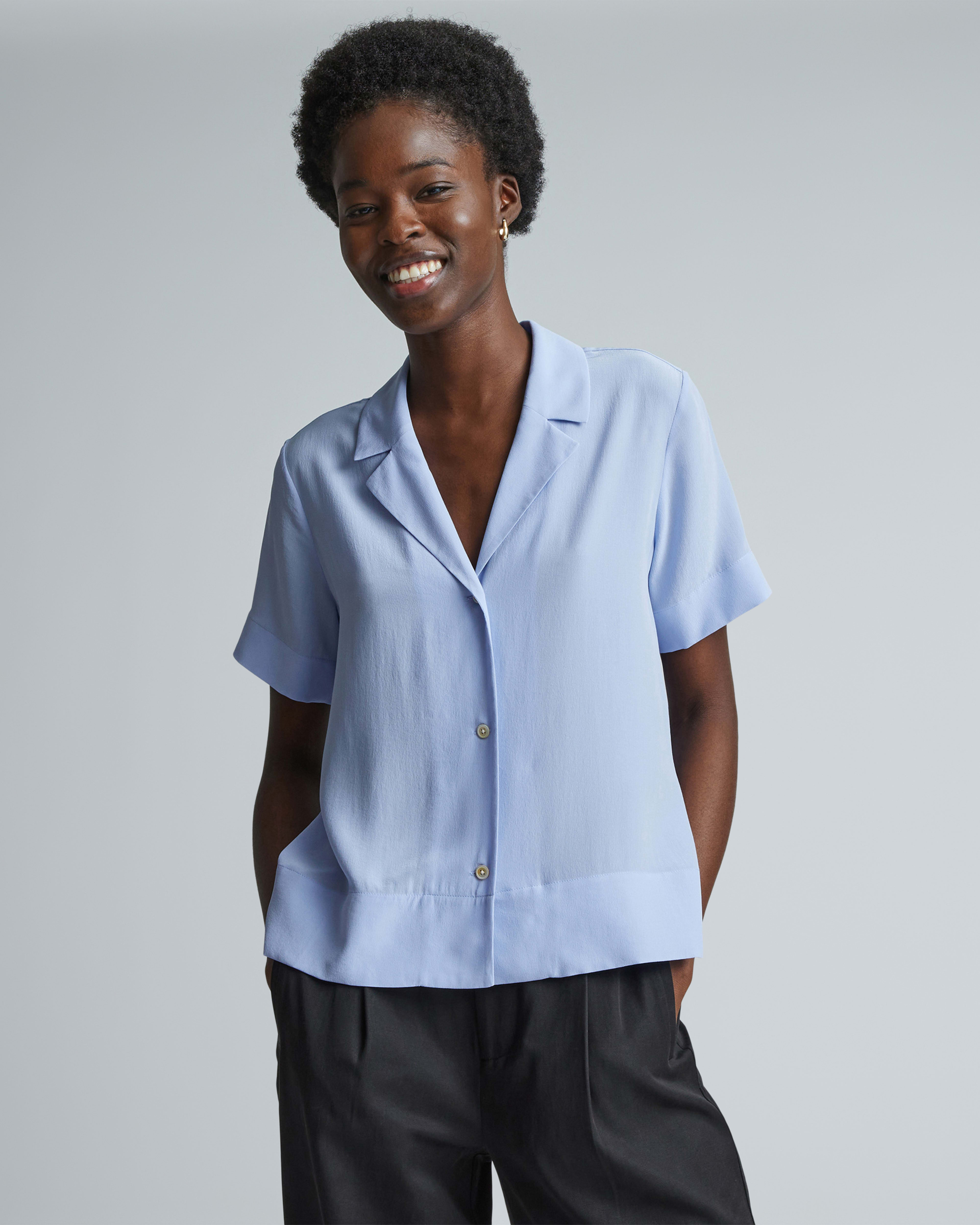 The Notch Shirt in Washable Silk | Periwinkle – Everlane