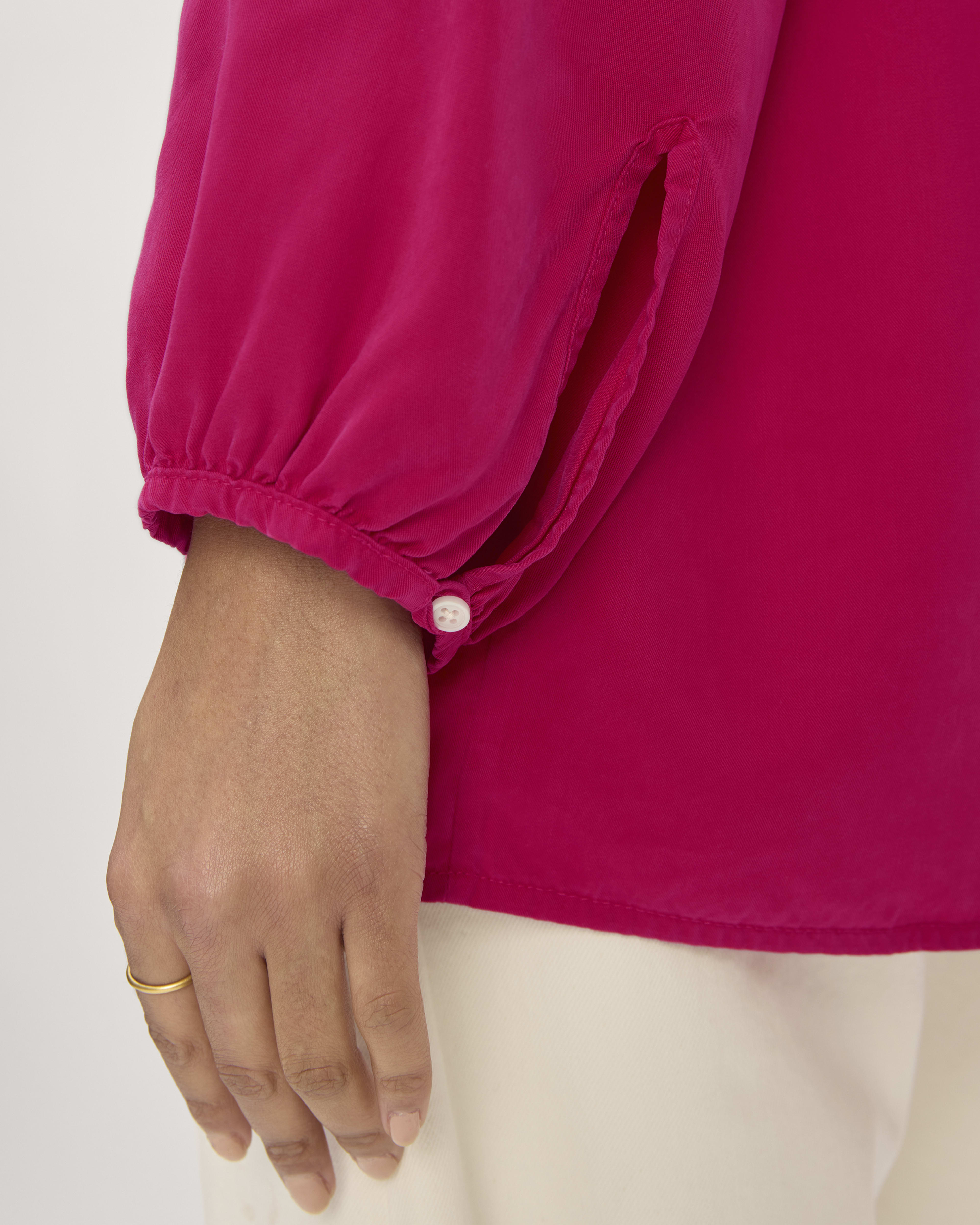 The Gathered Shirt in Butterlite | Red Currant – Everlane