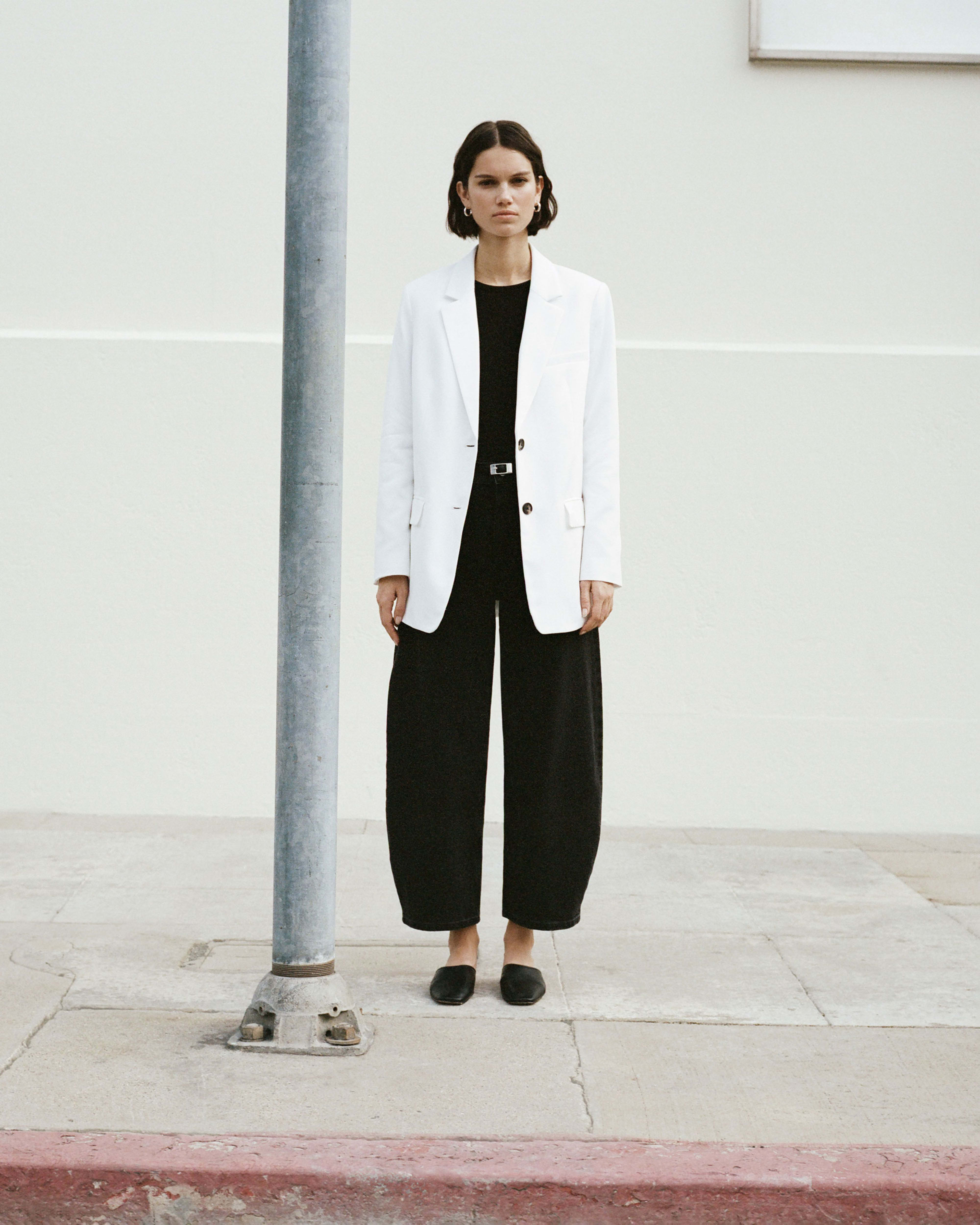 The Way-High® Curve Jean | Washed Black | 29" Inseam – Everlane