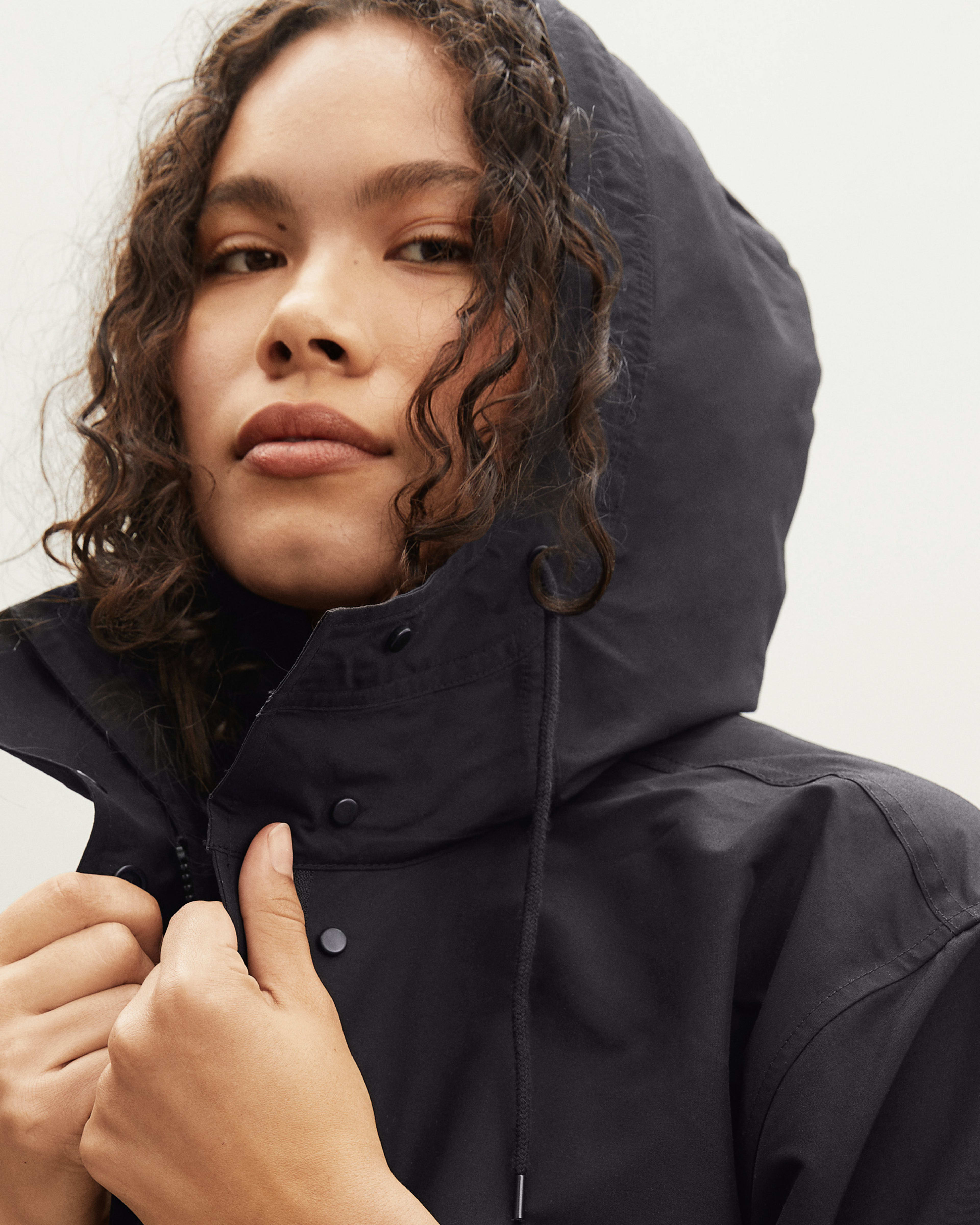 The Anorak Black – Everlane