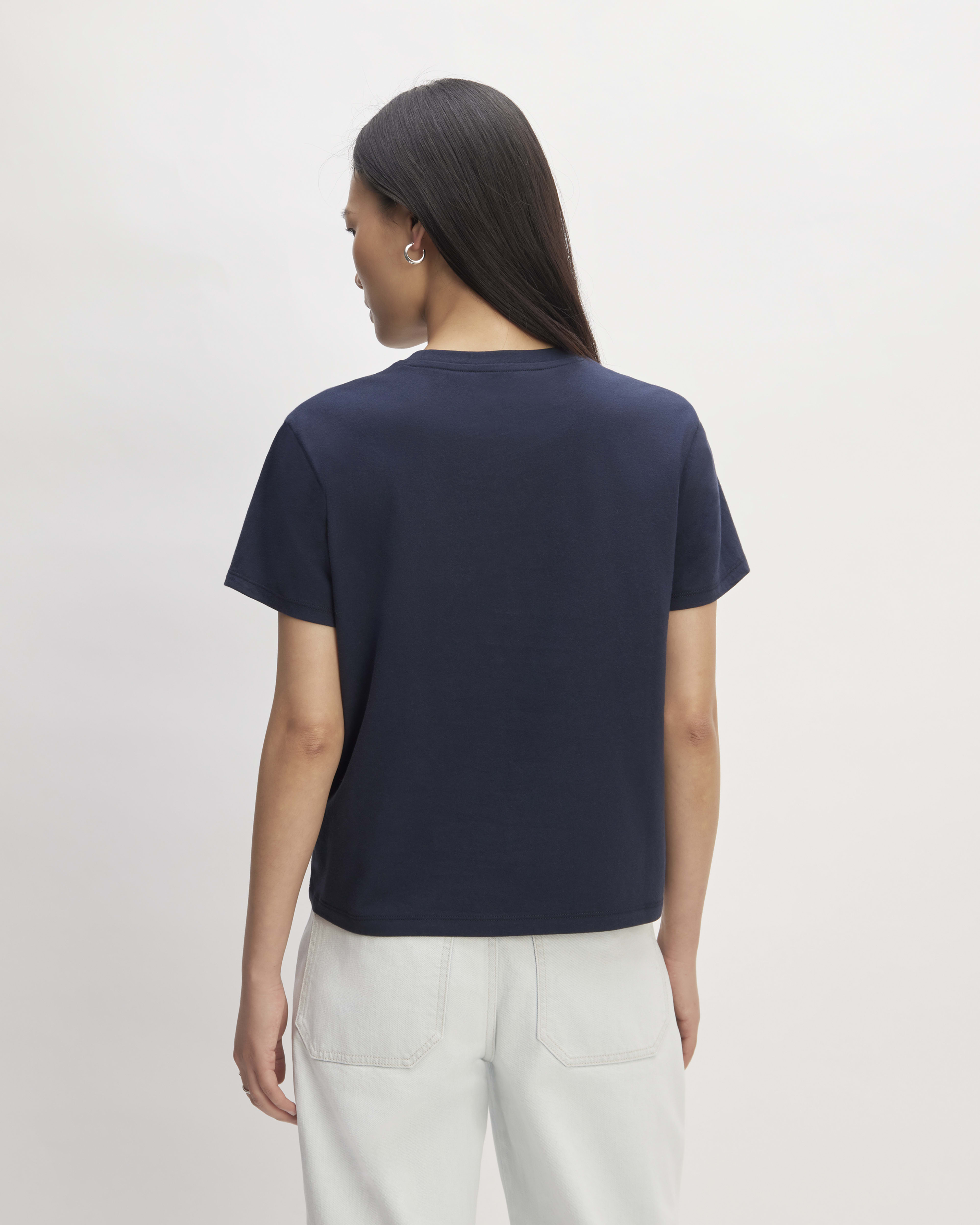 The Box-Cut Tee in Essential Cotton | Navy | No Pocket – Everlane