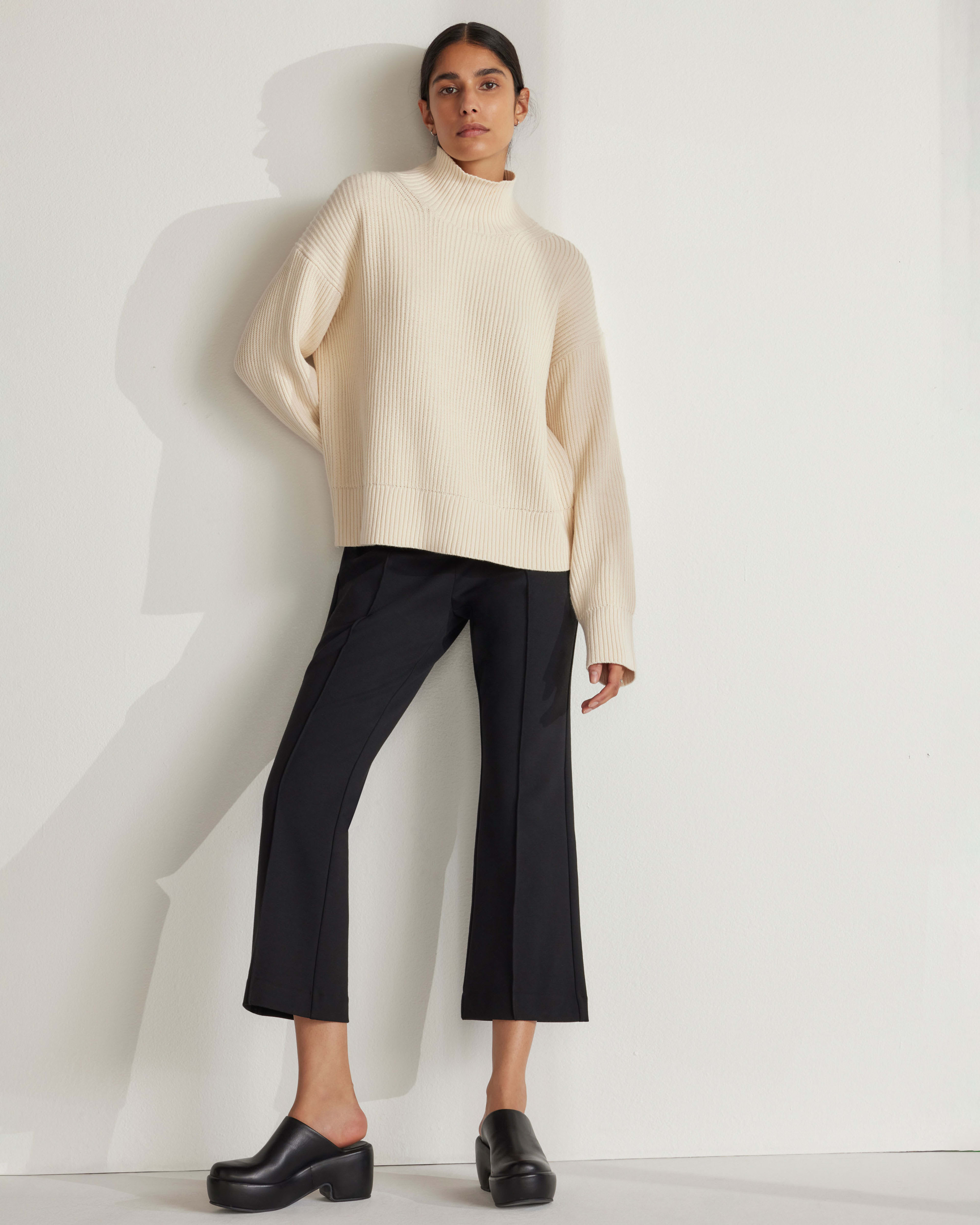 The Puffa Clog | Black – Everlane