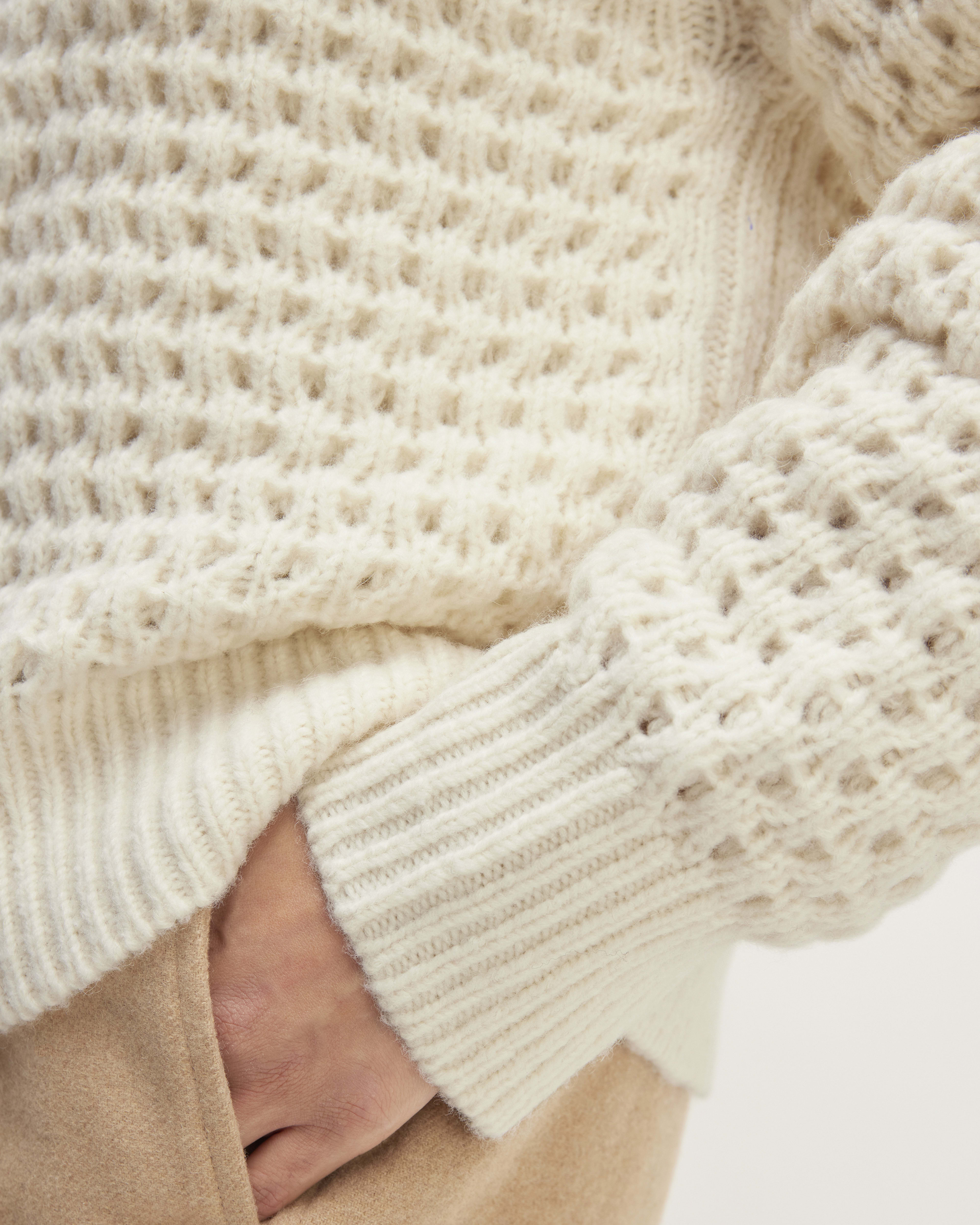 The Cloud Oversized Textured Crew | Bone – Everlane