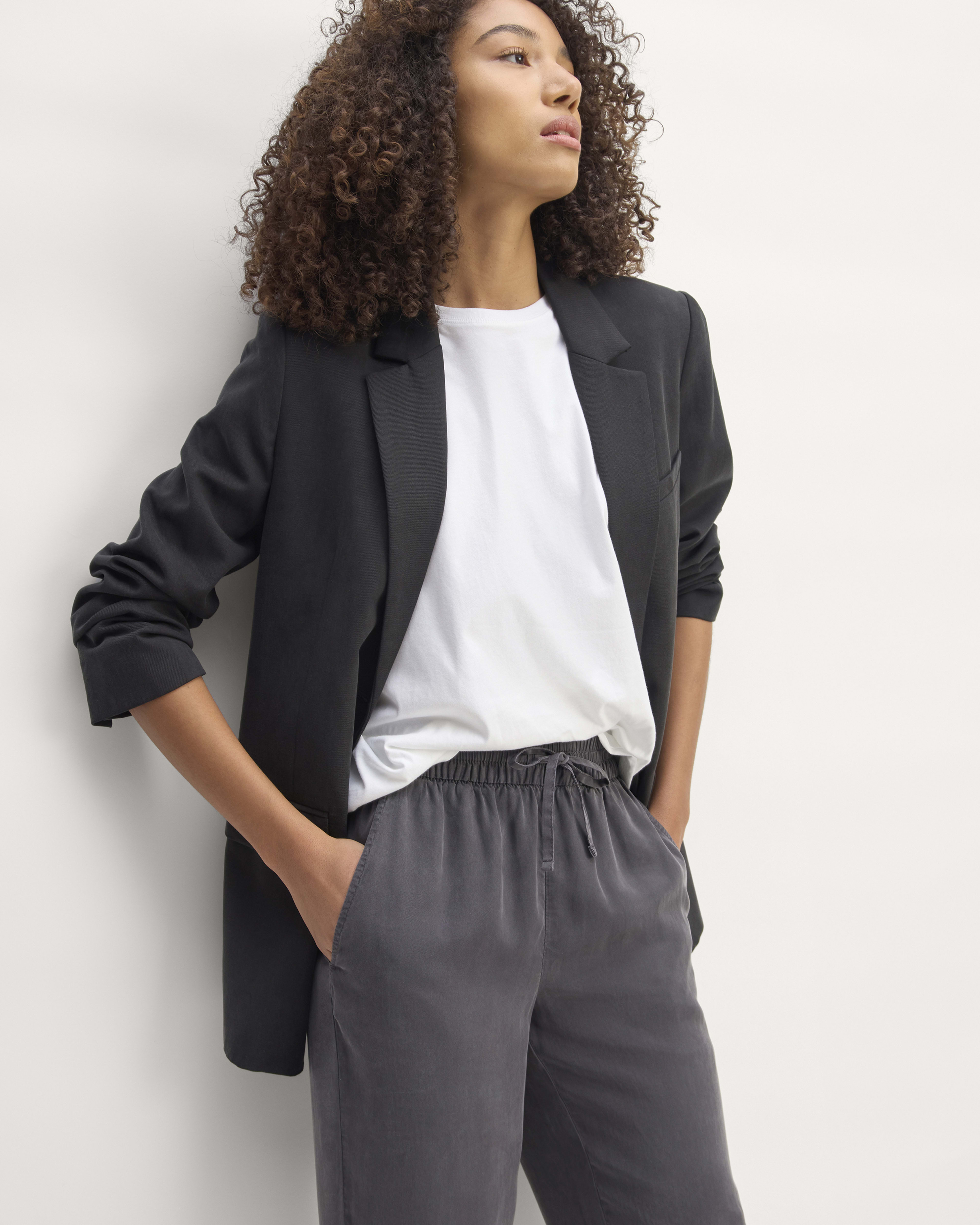 The Tapered Pant in Butterlite | Graphite – Everlane