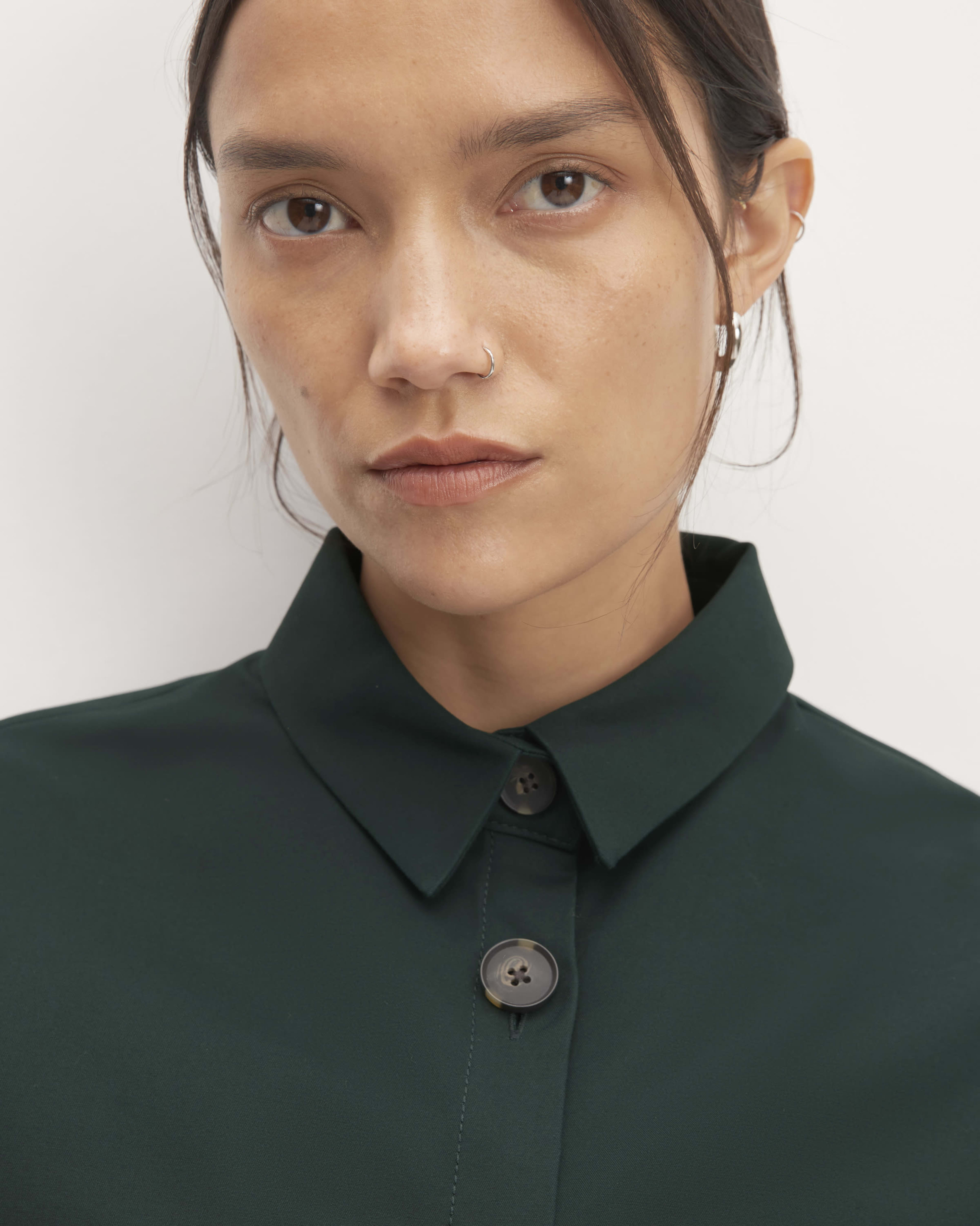 The Structured Cotton Cropped Shirt Scarab – Everlane
