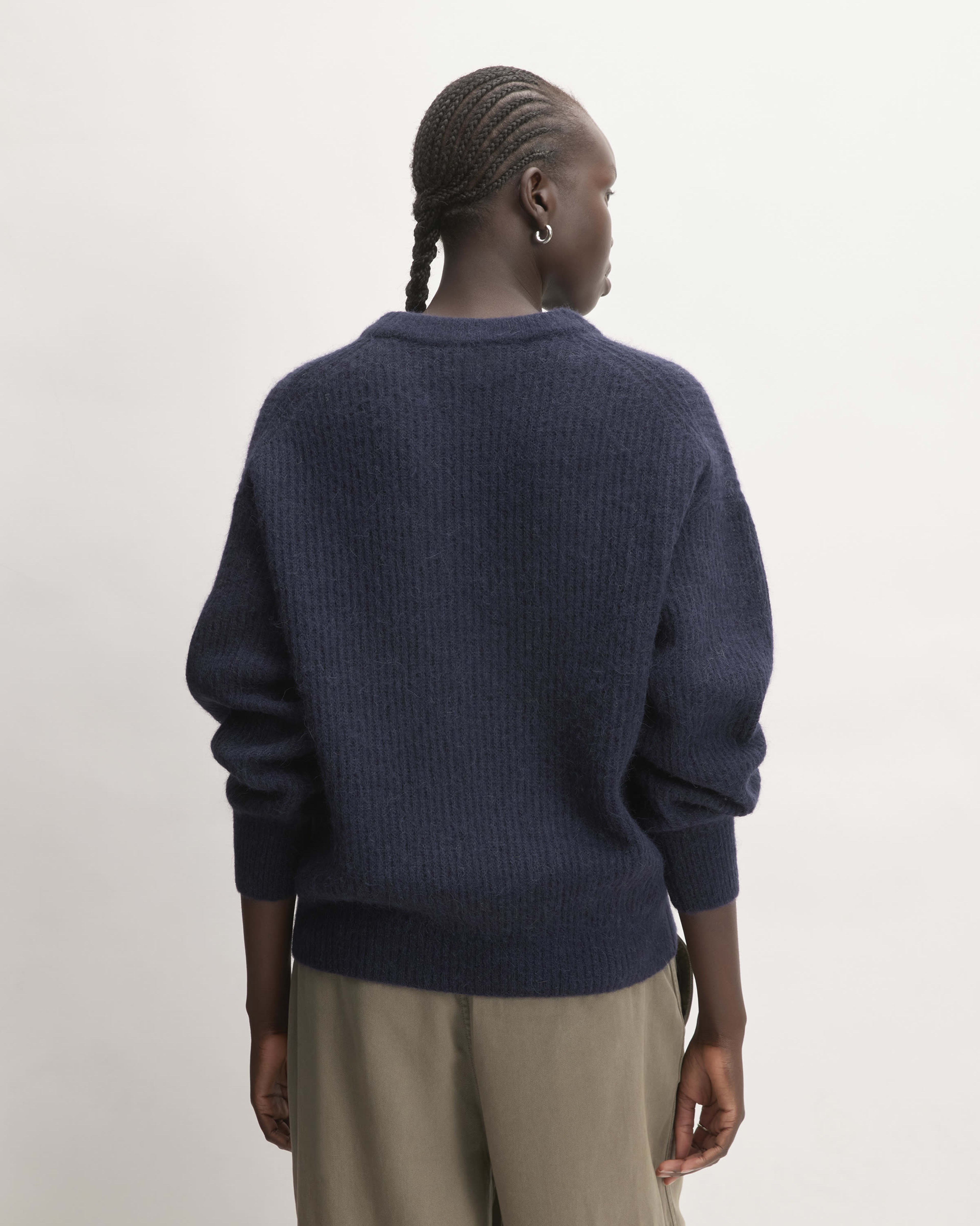 The Cocoon Crew in Alpaca | Warm Navy – Everlane