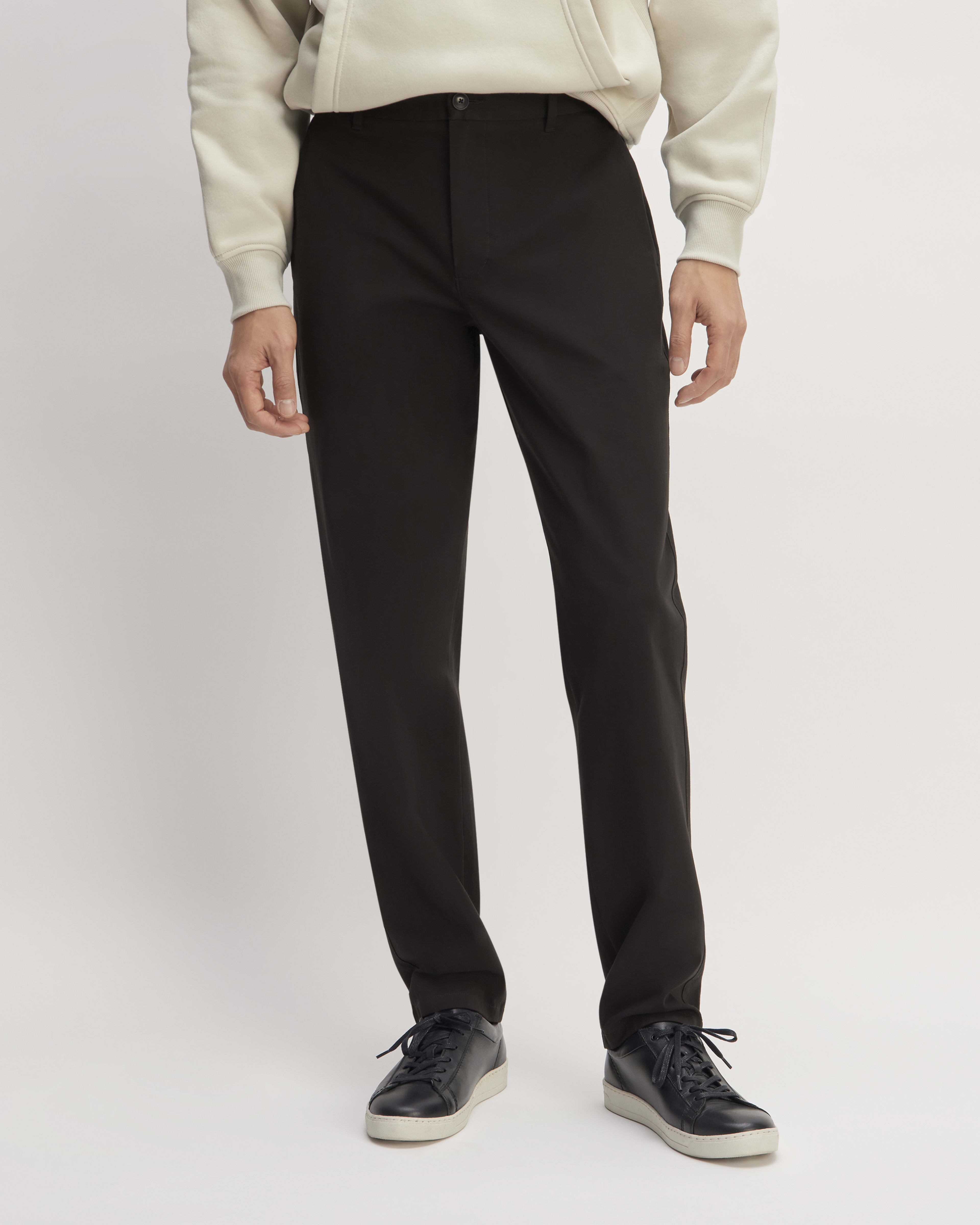 The Straight Fit Performance Chino | Uniform | Black | Straight – Everlane