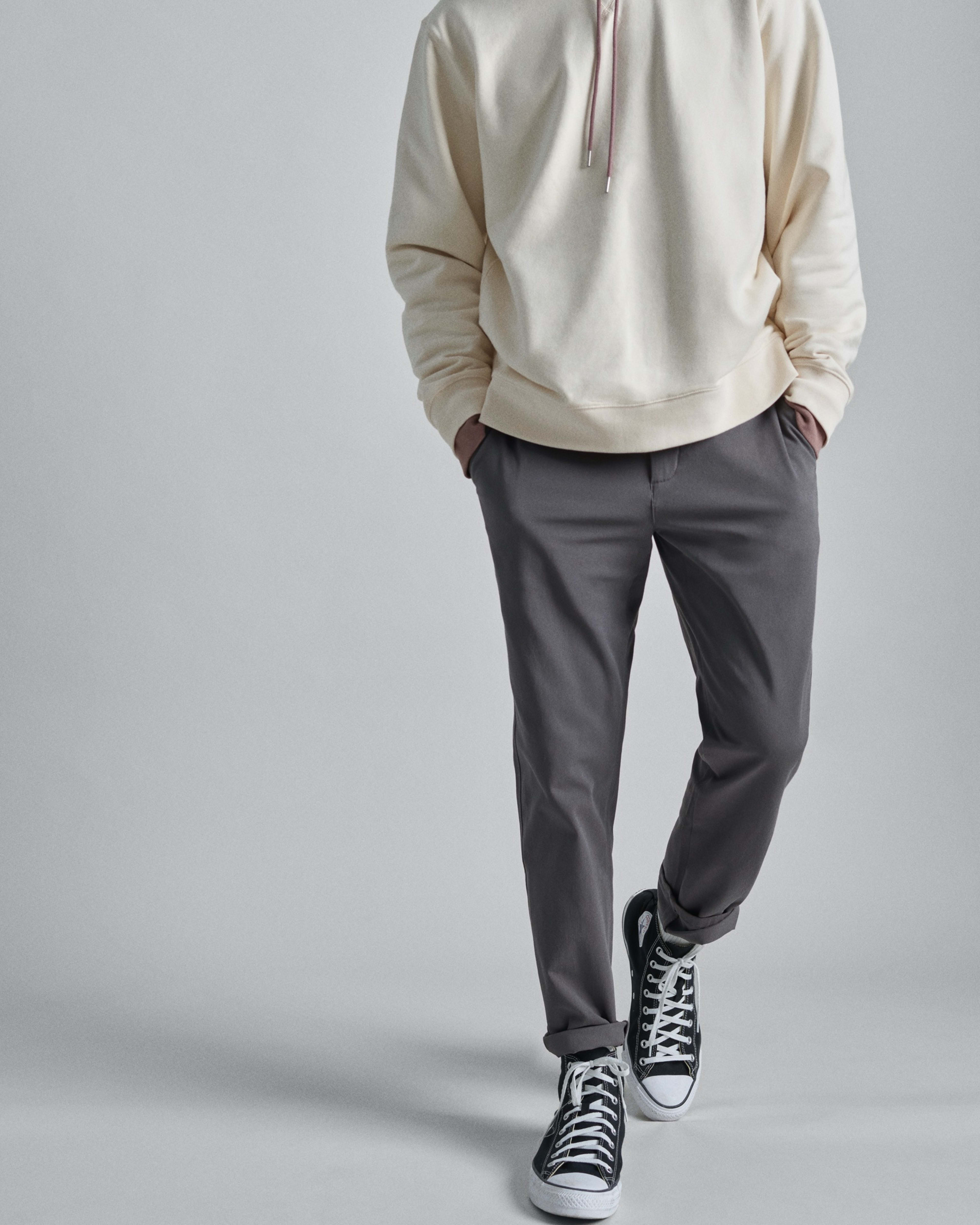The Performance Chino | Uniform | Slate Grey | Slim – Everlane