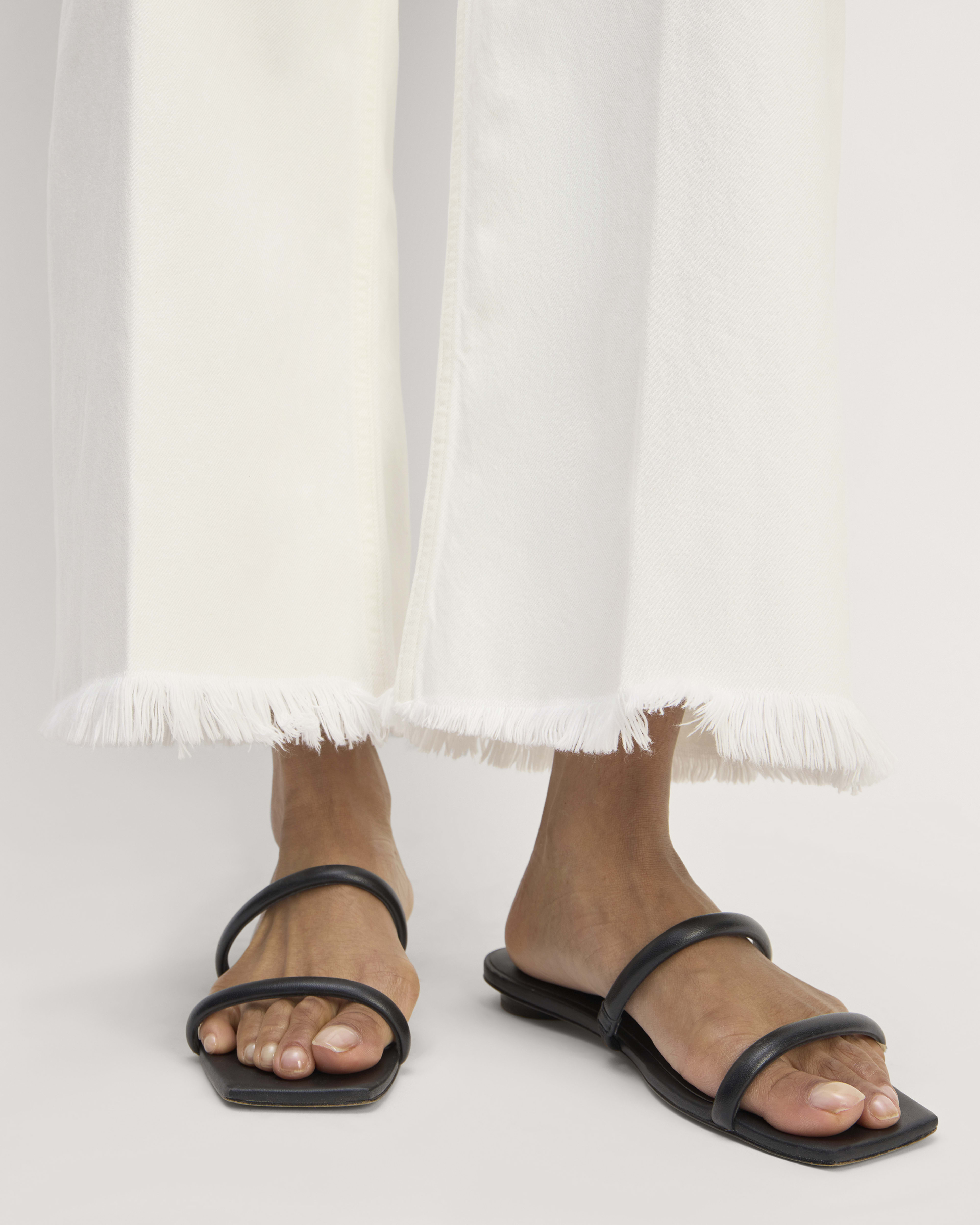 The Mariner Cropped Jean | Frayed Hem Bone – Everlane