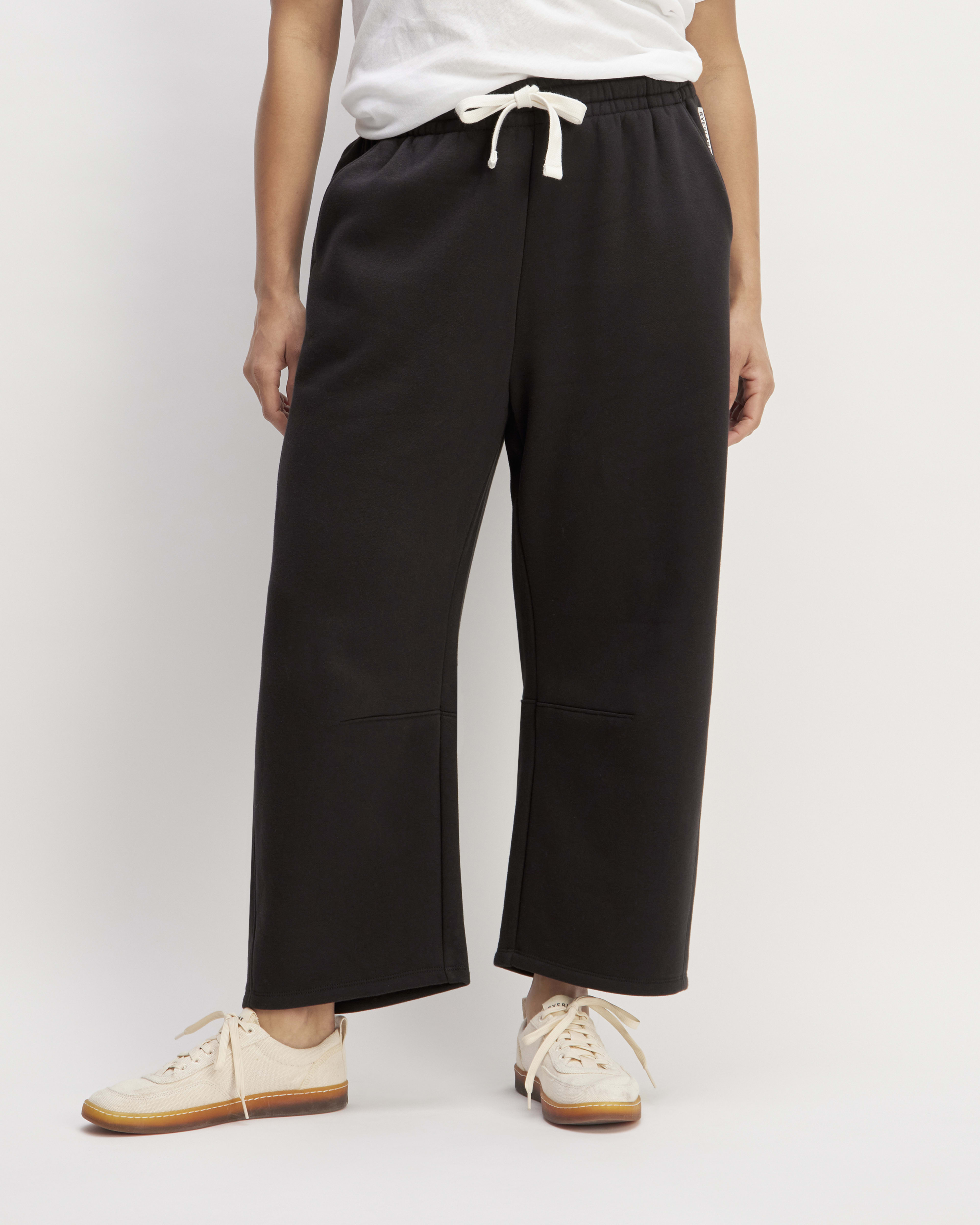 The ReTrack Barrel Sweatpant | Black – Everlane