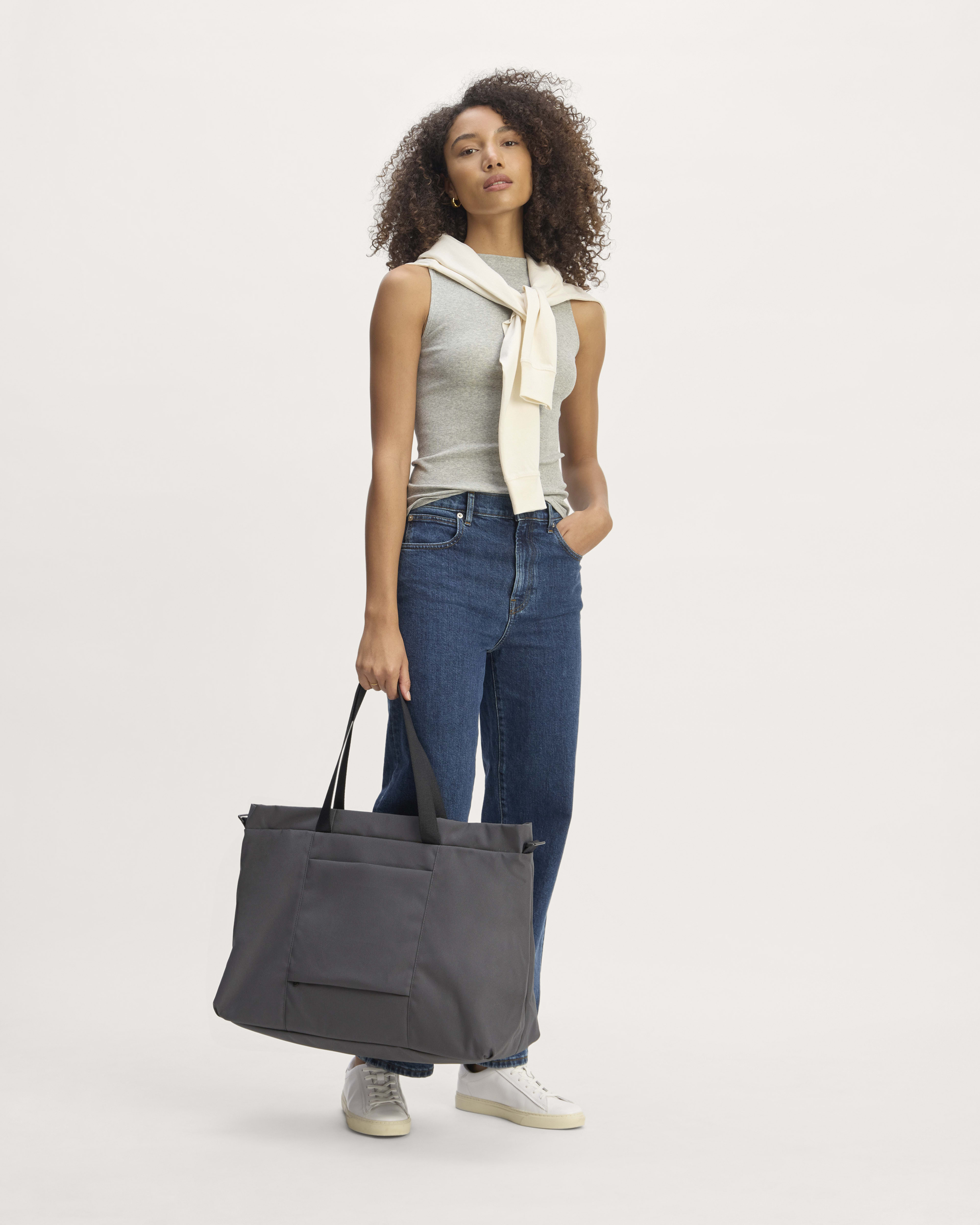 The ReNew Transit Weekender Slate Grey – Everlane