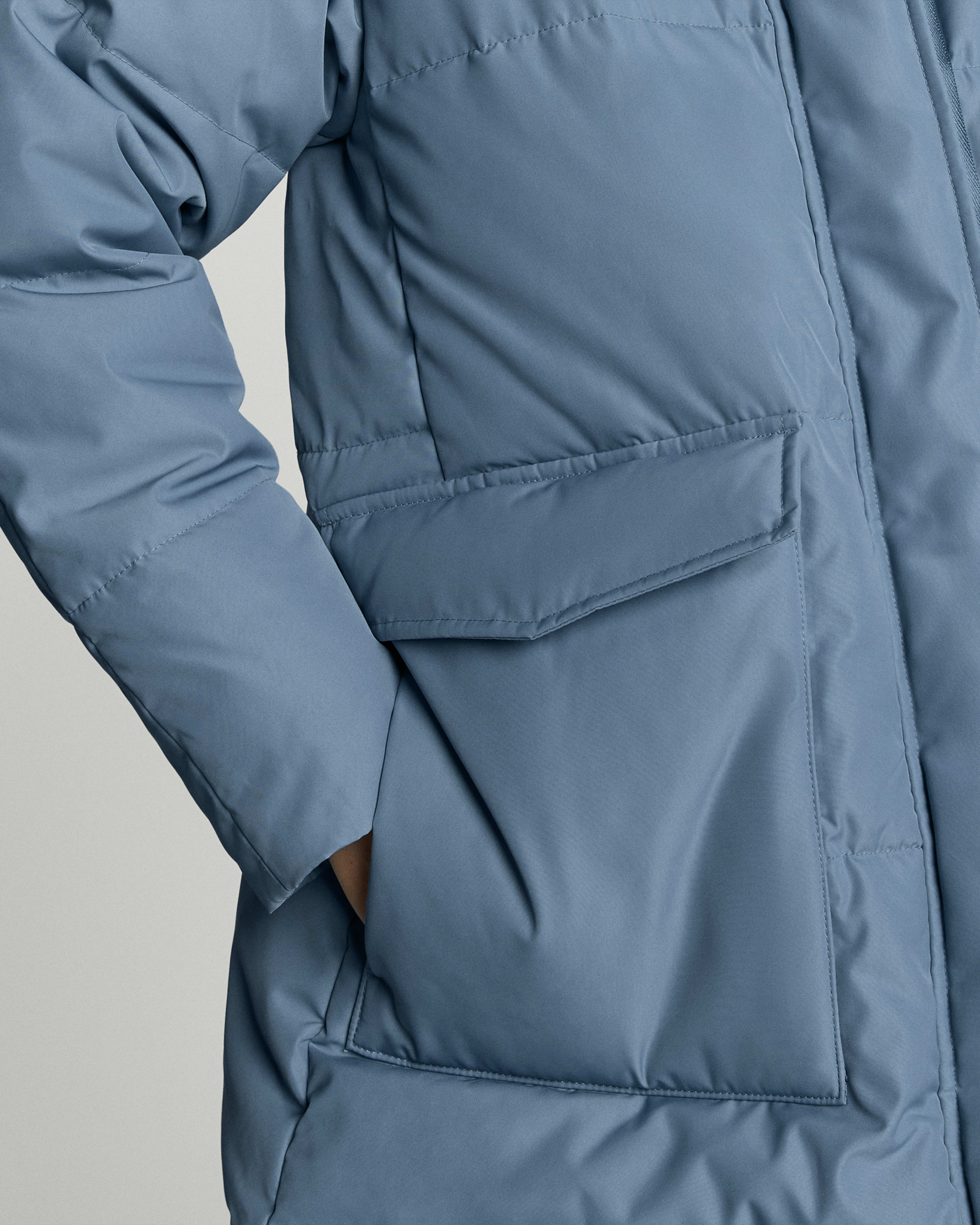 The ReNew Long Puffer Spring Lake – Everlane