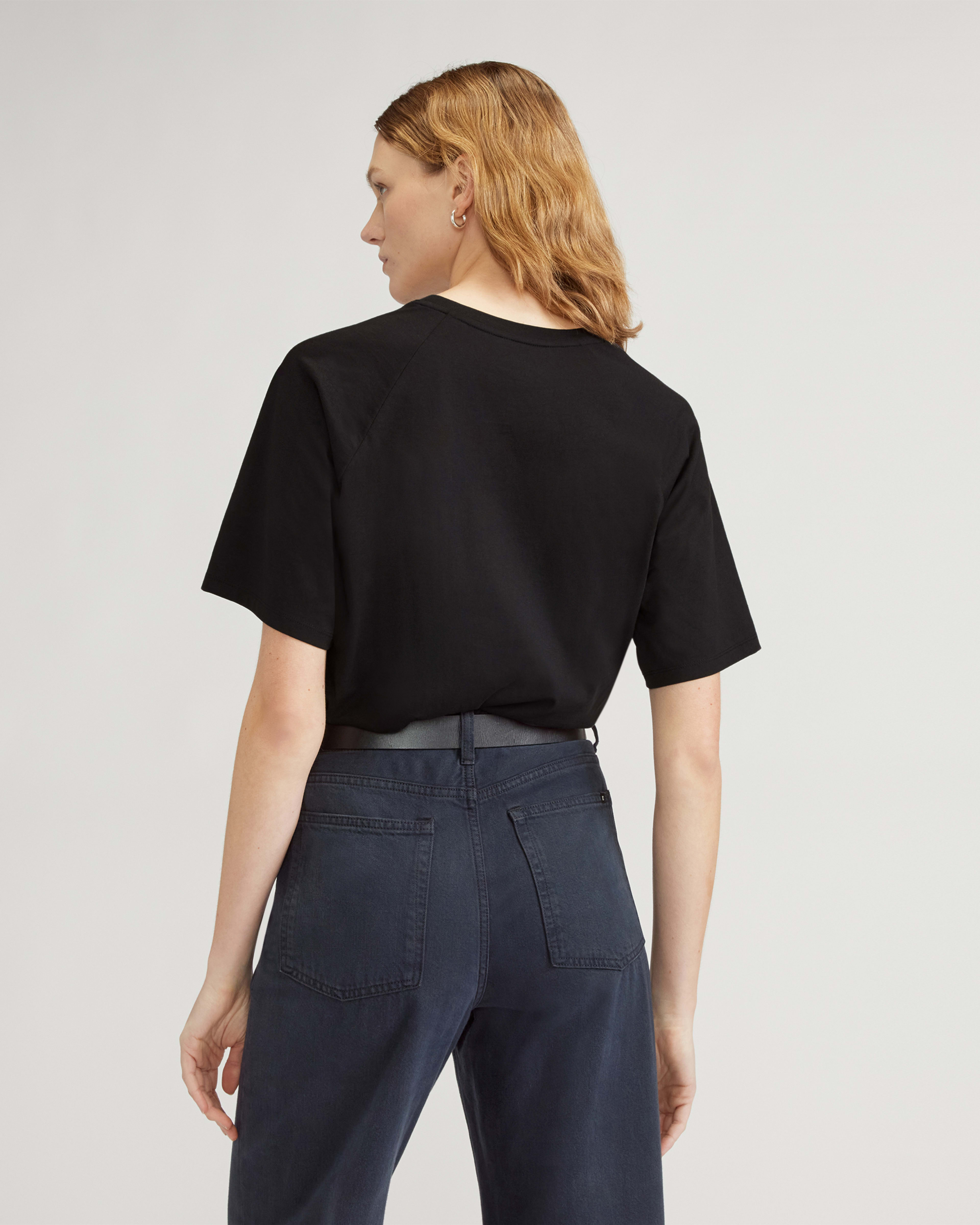 The Organic Cotton Raglan Tee Black – Everlane