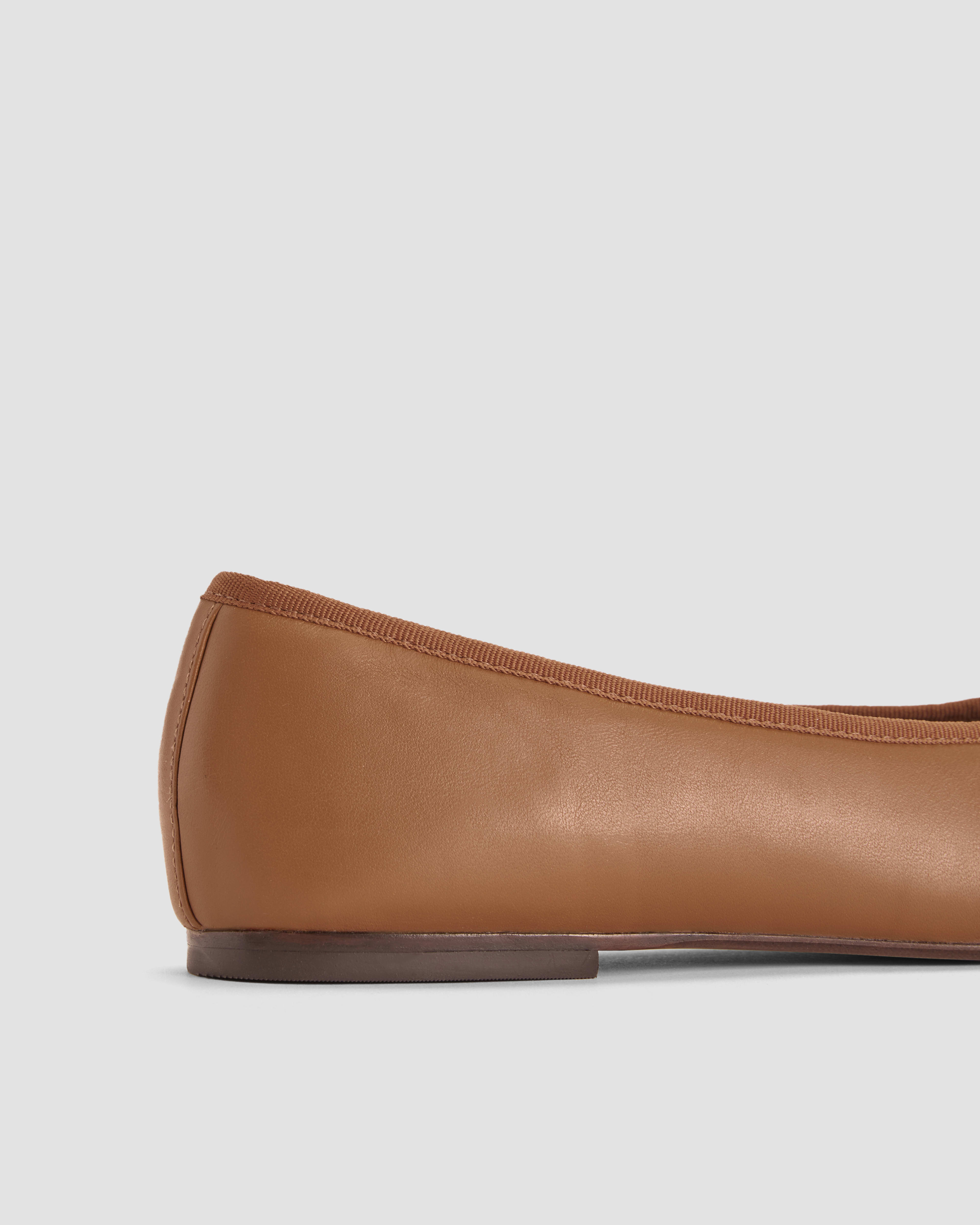The Day Ballet Flat Toasted Almond – Everlane