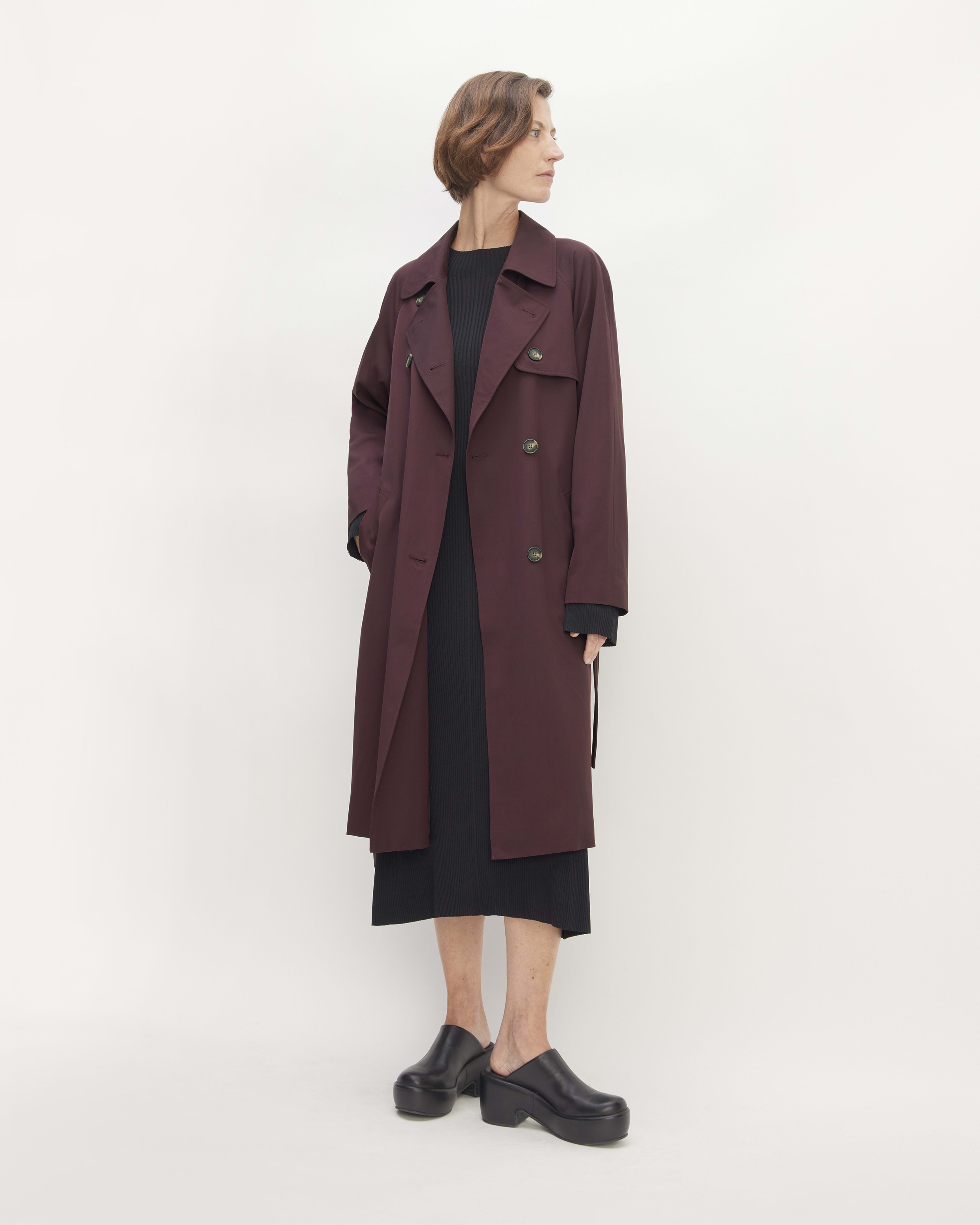 The Italian Wool Modern Trench Burgundy – Everlane